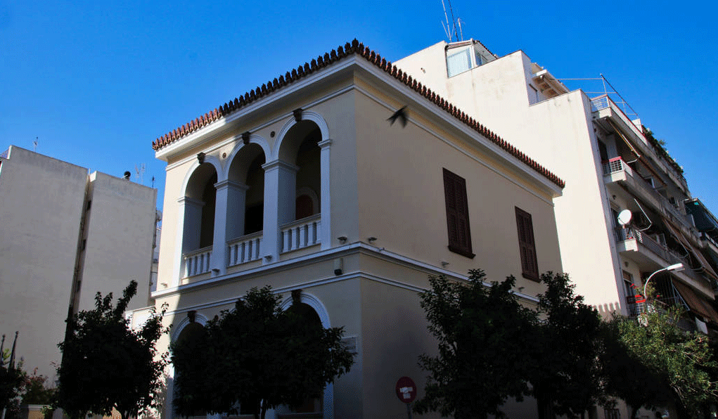 Tο στοιχειωμένο σπίτι στην Καλλιθέα και ο καταραμένος έρωτας δύο νέων ...